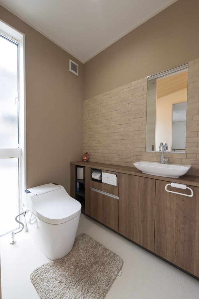 トイレは何畳が最適・快適？一般的な寸法（1畳）やおすすめの広さについて｜注文住宅・工務店ならサティスホーム - 三重県四日市・津市